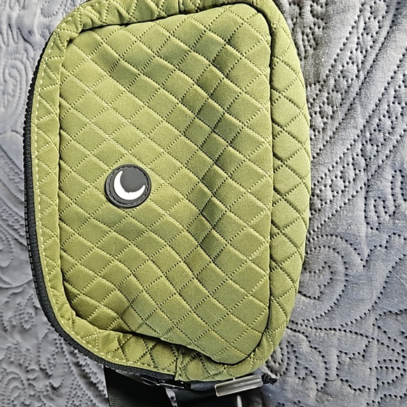ZYIA | Bags | Zyia Belt Bag | Poshmark